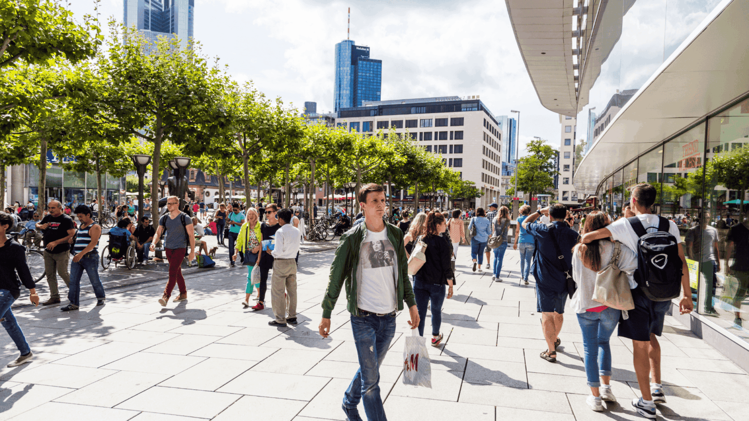 Best walking cities: Pedestrian-friendly street design | PTV Blog